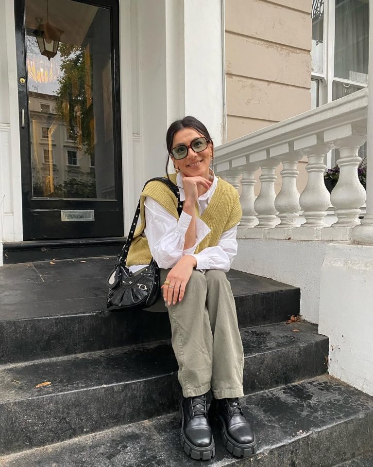 35 Mom Outfits Fall 2025 That Are Stylish and Comfortable - divagaze.com