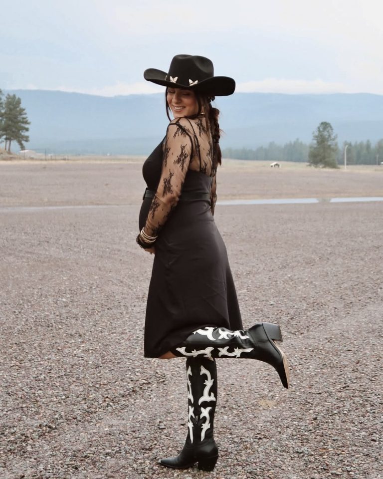 35 Western Fall Outfits 2025 for Women to Copy Now - divagaze.com