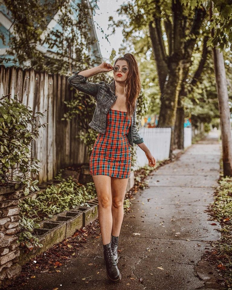 30 Best 90s Fall Outfits 2025 for Women to Try Now - divagaze.com