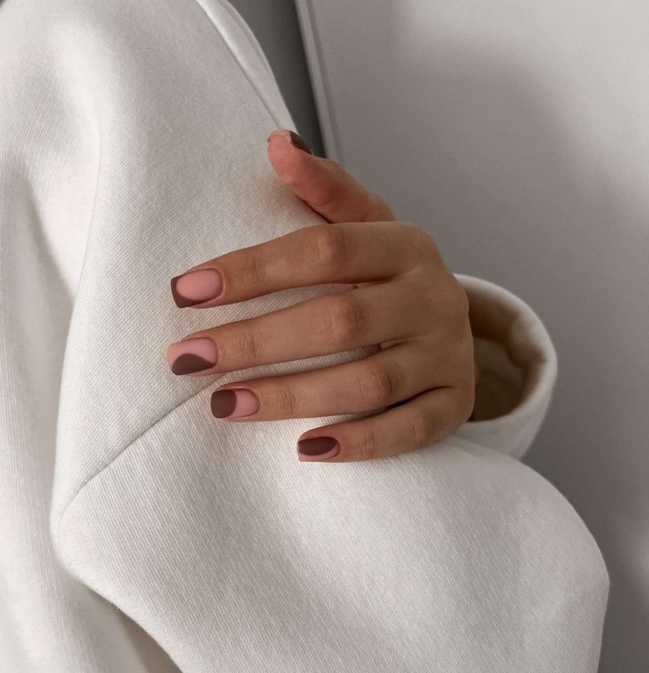 25 Cute Fall Nails 2025 Ideas for Seasonal Inspiration - divagaze.com