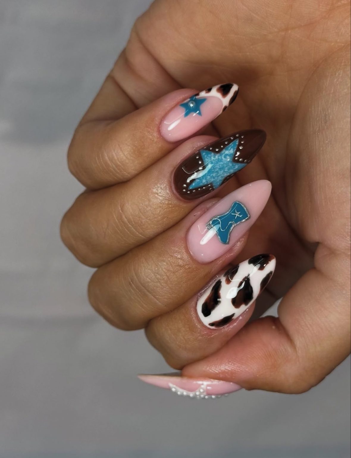 30 Fall Western Nails 2025 Ideas for Cowgirl Style - divagaze.com