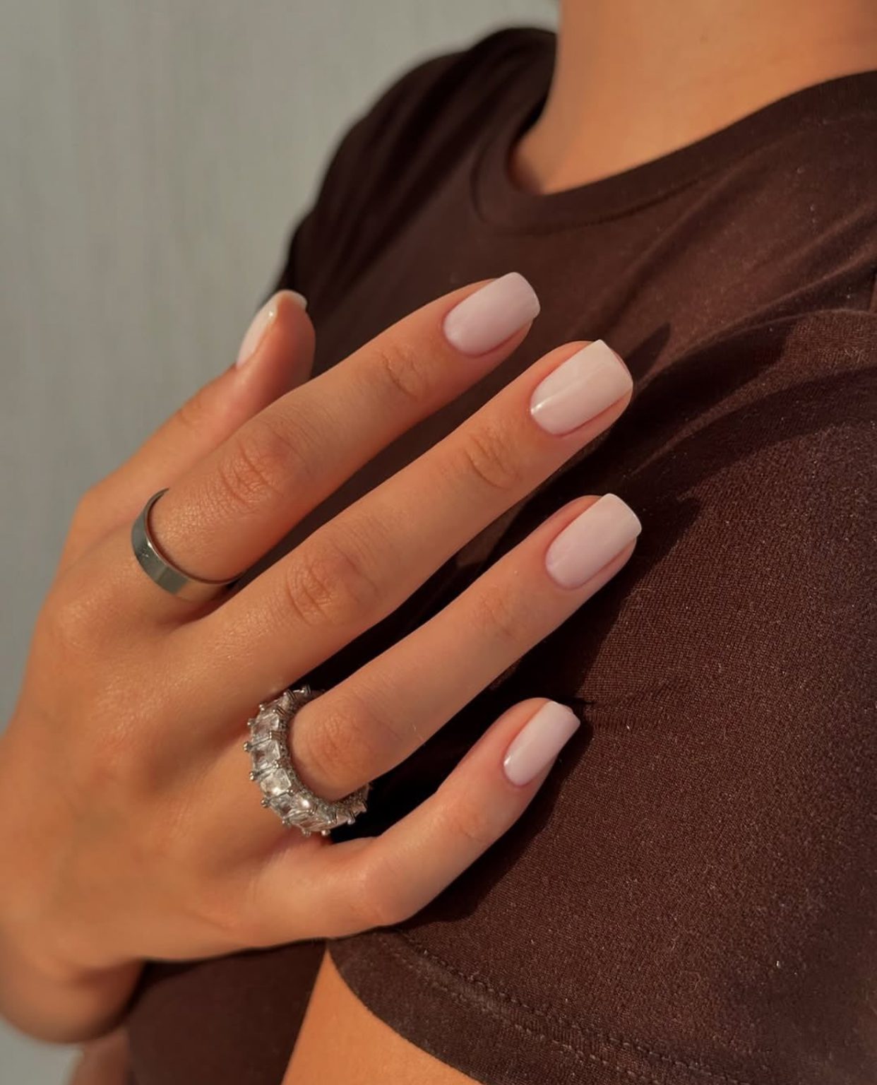 35 Neutral Fall Nails 2025 Ideas for a Chic Autumn Look - divagaze.com
