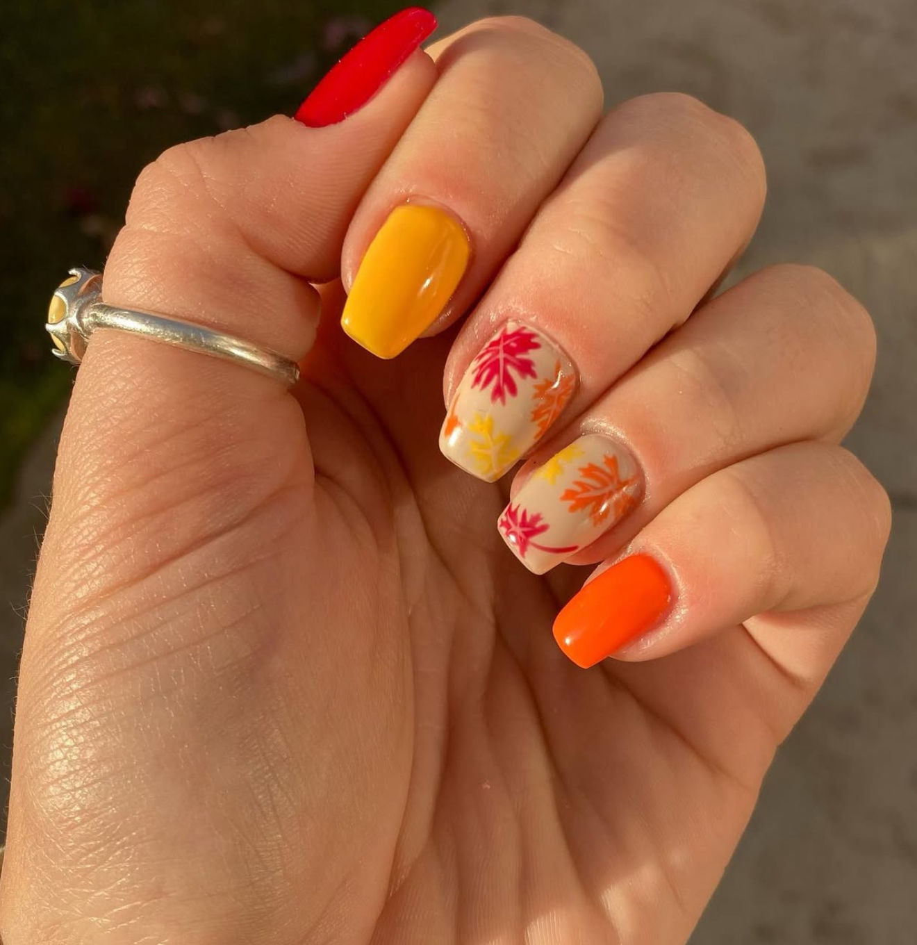 30 Fall Leaves Nails 2025 Ideas You’ll Absolutely Love - divagaze.com