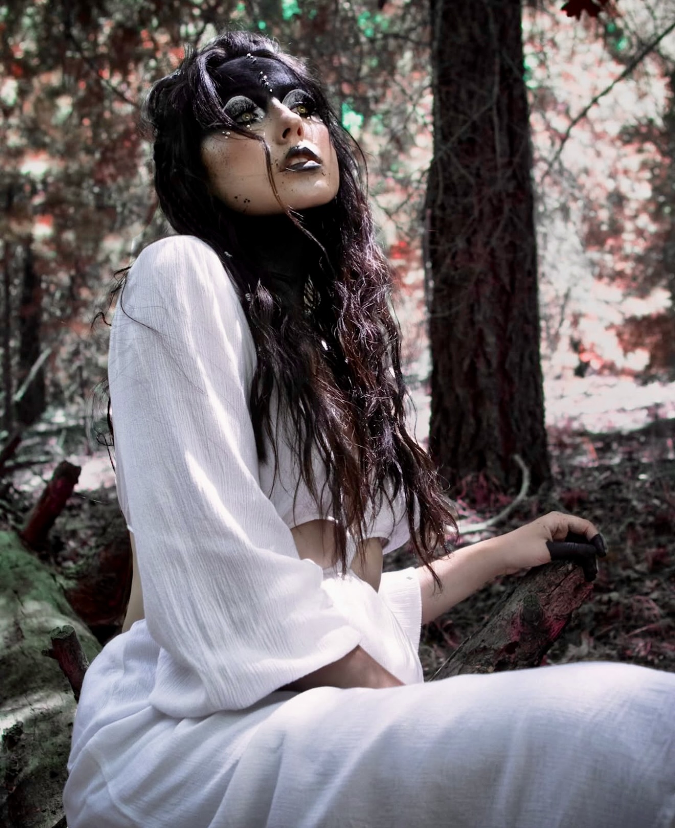 25 Witch Hairstyles 2025 to Rock Your Magical Vibe - divagaze.com