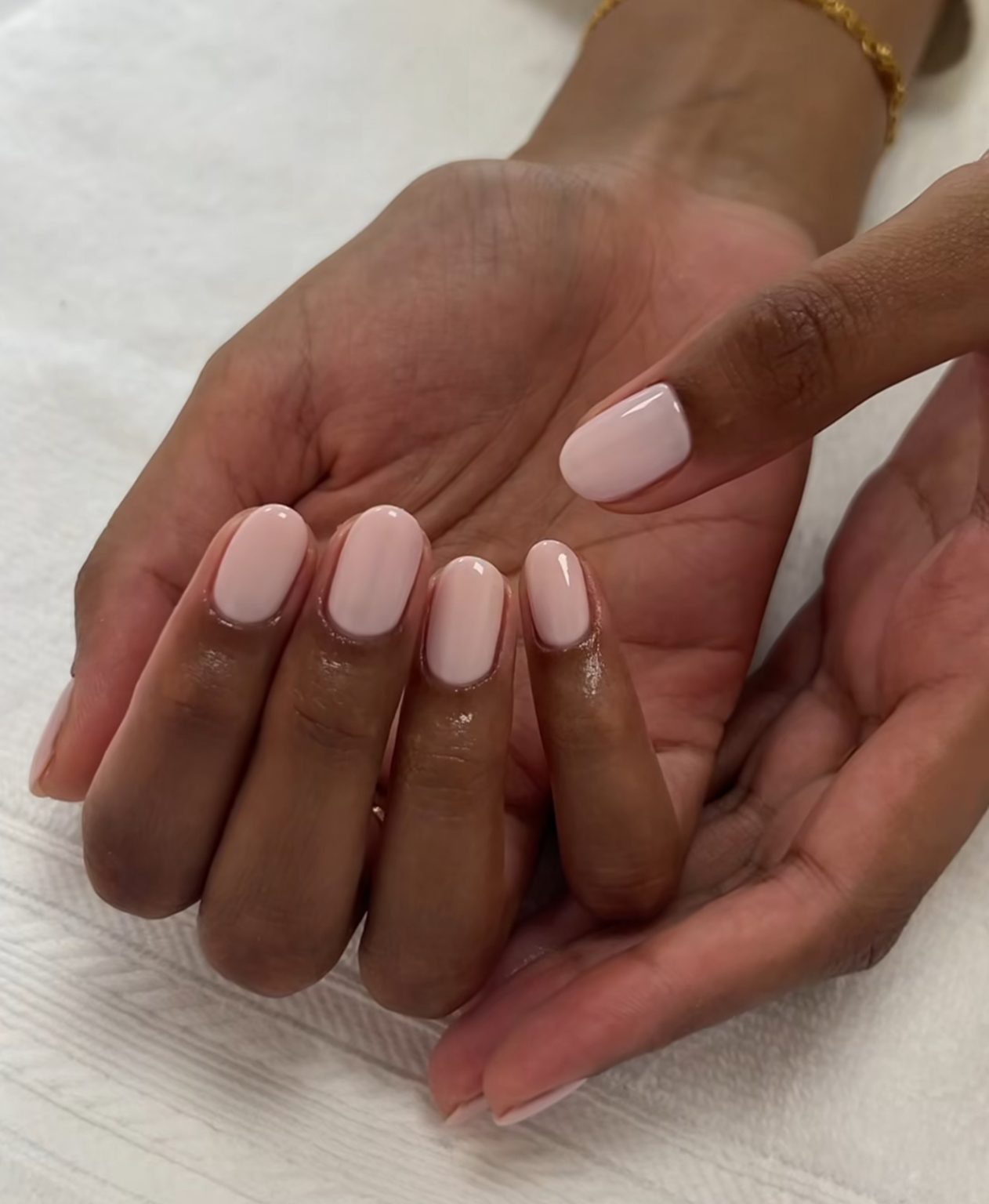 35 Neutral Fall Nails 2025 Ideas for a Chic Autumn Look - divagaze.com