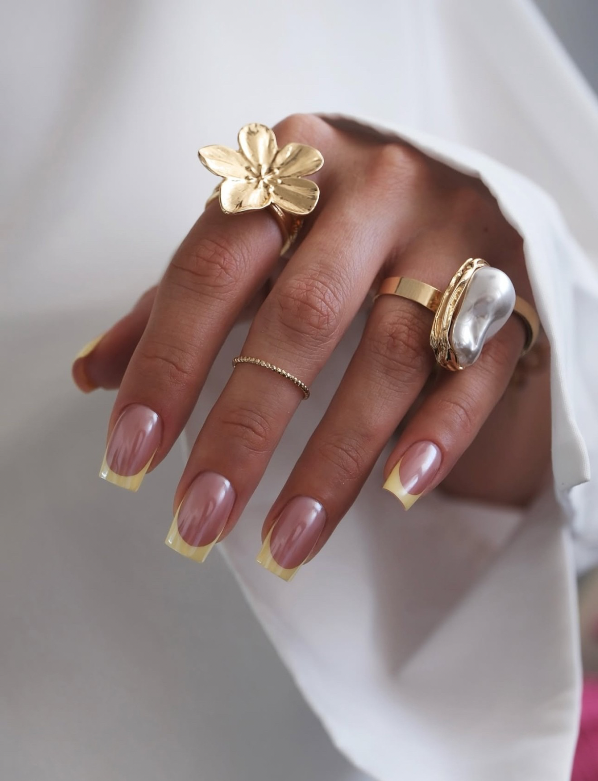 25 Fall Chrome Nail Colors 2025 Ideas for Bold Shiny Looks - divagaze.com