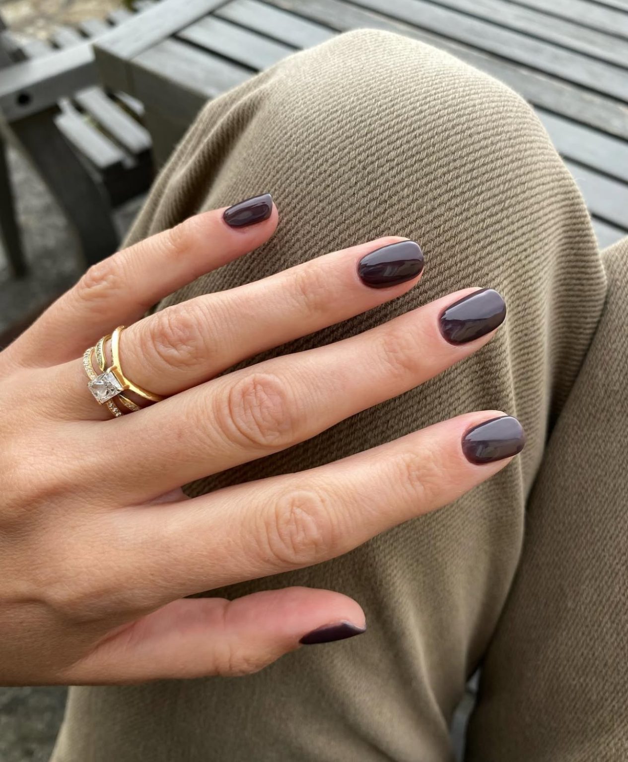 30 Dark Fall Nails 2025 Ideas for a Bold Seasonal Look - divagaze.com