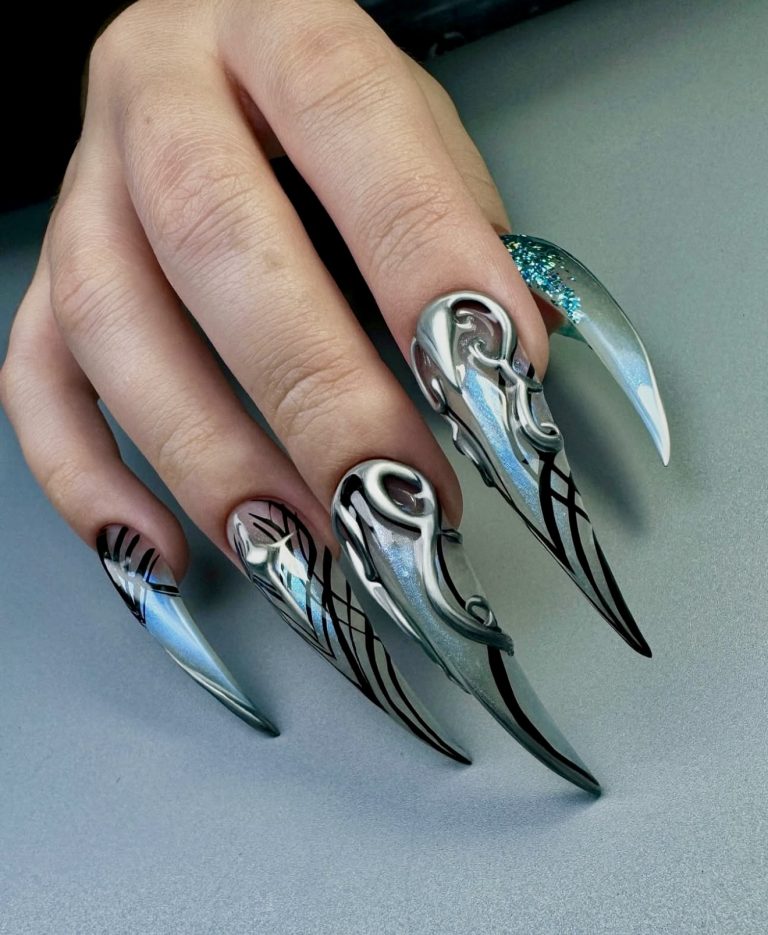 35 Goth Nails 2025 Ideas for a Bold and Dark Look - divagaze.com