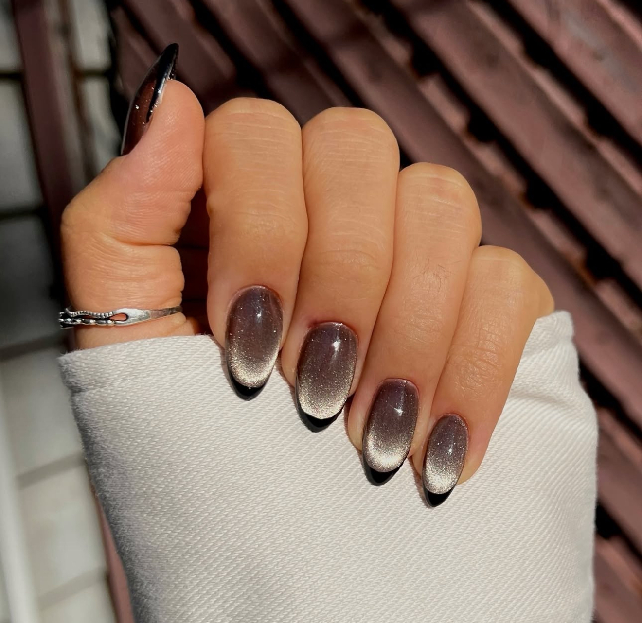 35 Fall Cat Eye Nails 2025 Ideas That Glow and Sparkle - divagaze.com