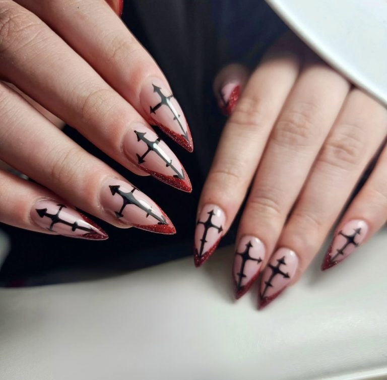 35 Goth Nails 2025 Ideas for a Bold and Dark Look - divagaze.com