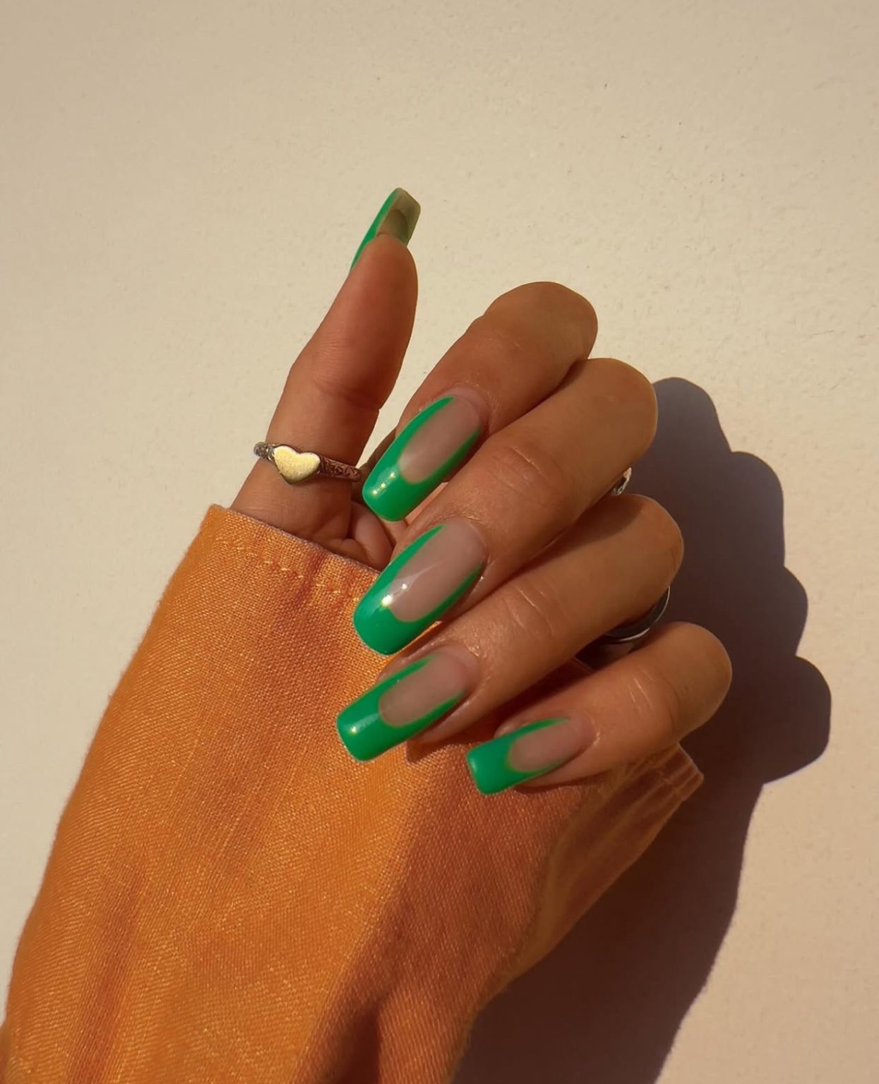 30 Green Fall Nails 2025 Ideas for a Trendy Seasonal Look - divagaze.com