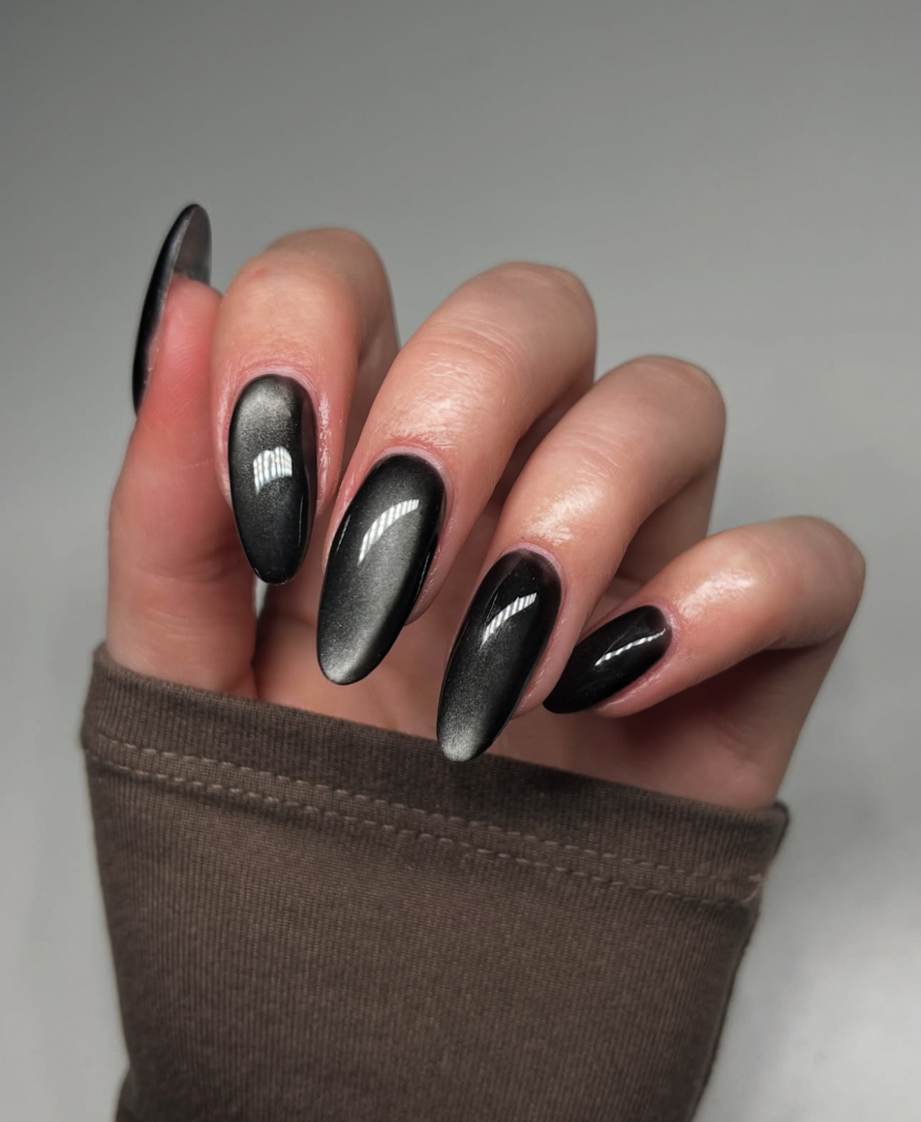 35 Fall Cat Eye Nails 2025 Ideas That Glow and Sparkle - divagaze.com