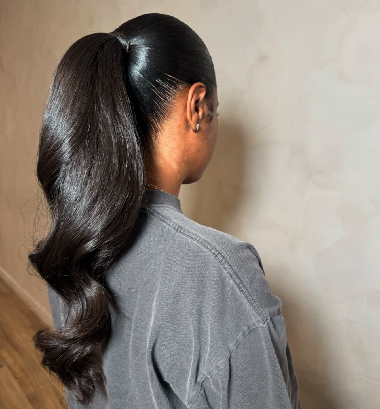 Sleek Ponytail Hairstyles 2025 – 35 Elegant Hair Ideas - divagaze.com