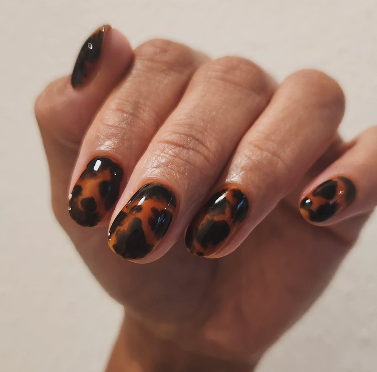34 Tortoise Shell Nails 2025 Ideas for a Chic and Timeless Look ...