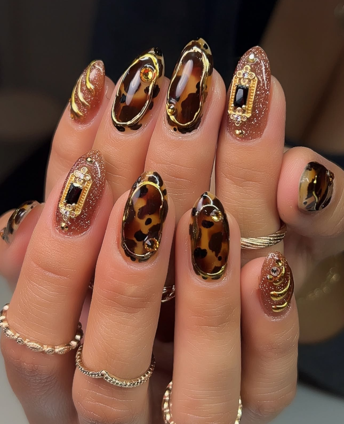 34 Tortoise Shell Nails 2025 Ideas for a Chic and Timeless Look ...