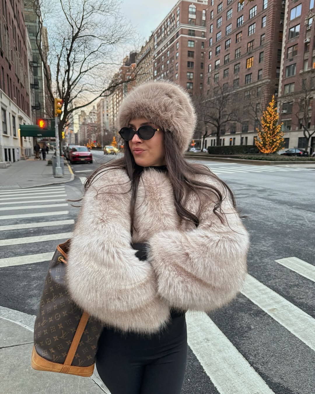 25 Fur Coat Outfit Ideas 2025–2026 - divagaze.com