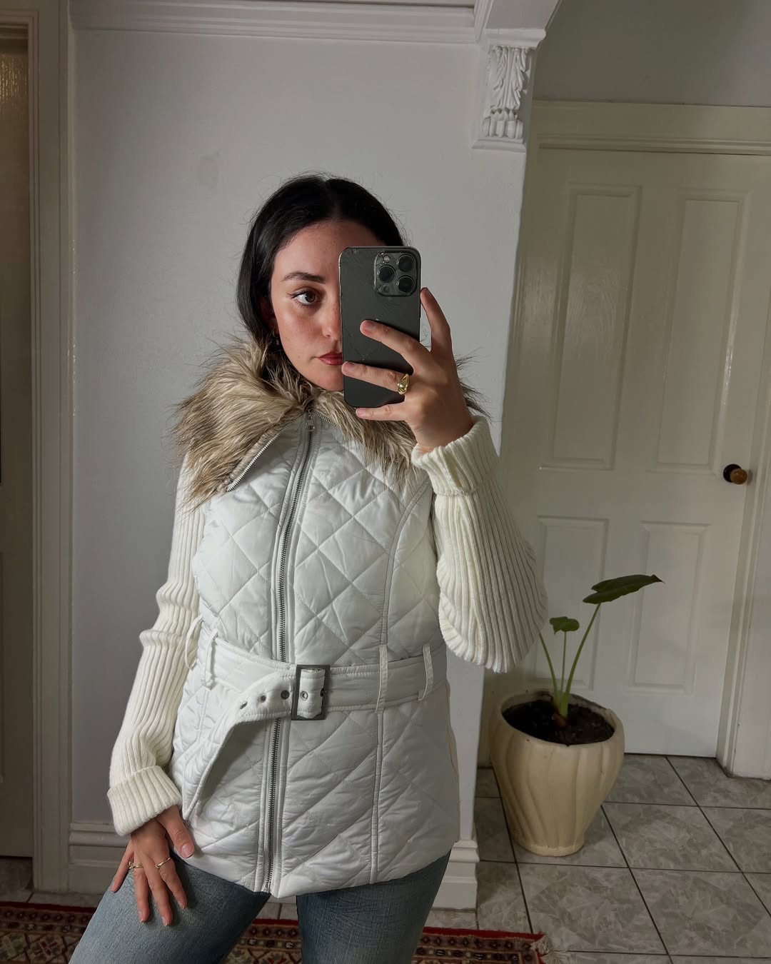 23 Y2K Winter Outfits 2025–2026: Bold Cold Weather Style - divagaze.com