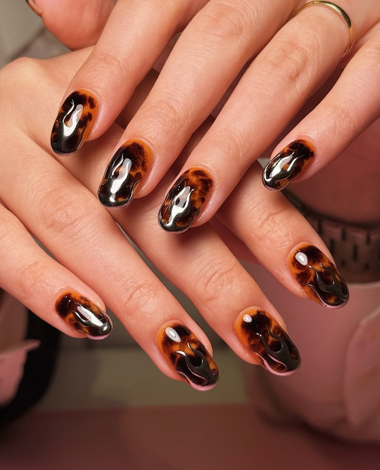 34 Tortoise Shell Nails 2025 Ideas for a Chic and Timeless Look ...