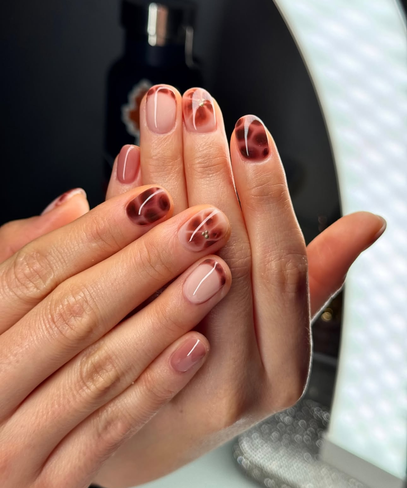 34 Tortoise Shell Nails 2025 Ideas for a Chic and Timeless Look ...