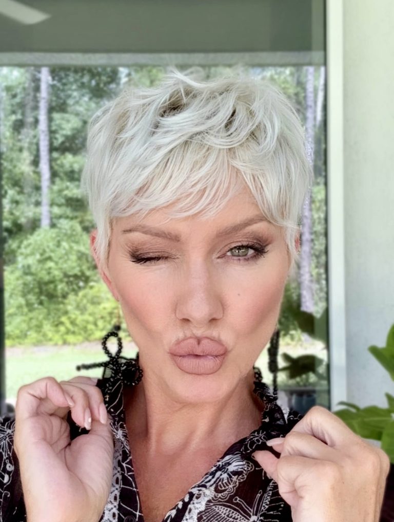 30 Asymmetrical Pixie Cuts 2025 for Bold, Stylish Women - divagaze.com