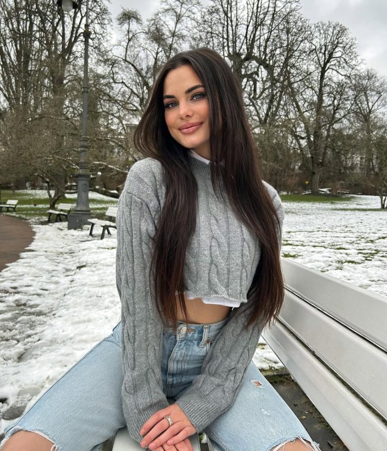 25 Stunning Baddie Winter Outfits 2025–2026 to Keep You Stylish and ...