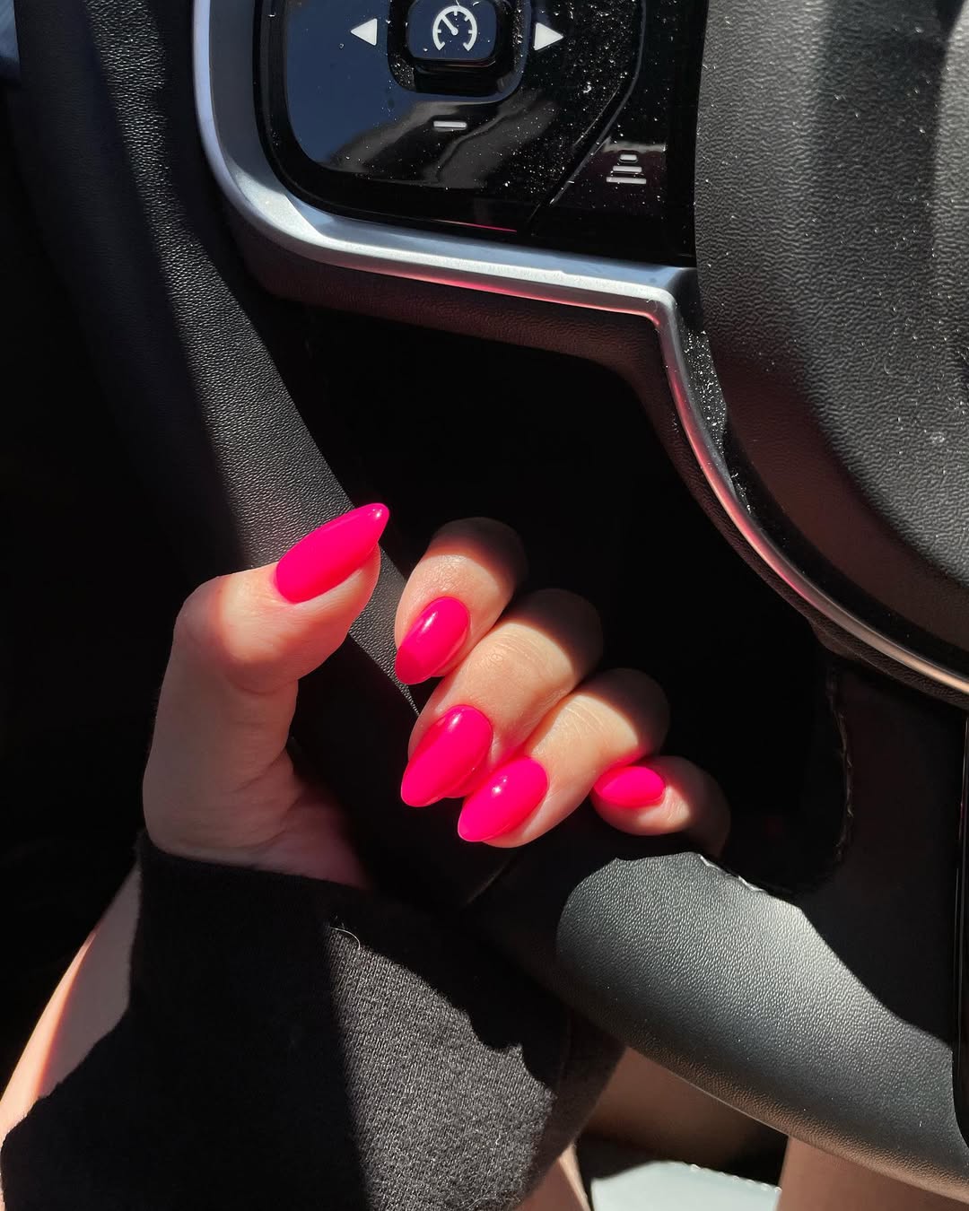 30 Gorgeous Hot Pink Nails Designs for Bold and Stylish Looks ...