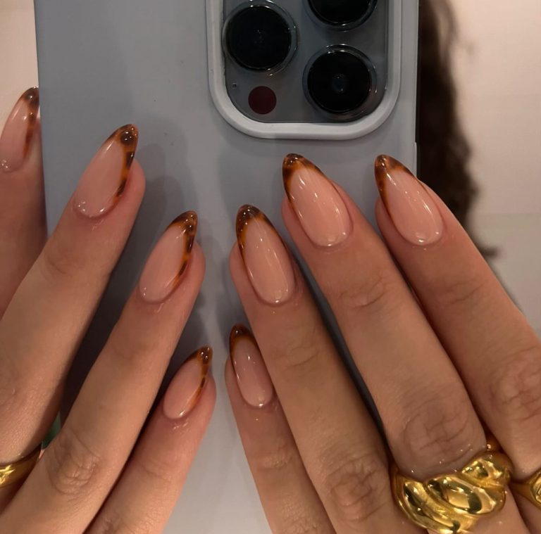 34 Tortoise Shell Nails 2025 Ideas for a Chic and Timeless Look ...