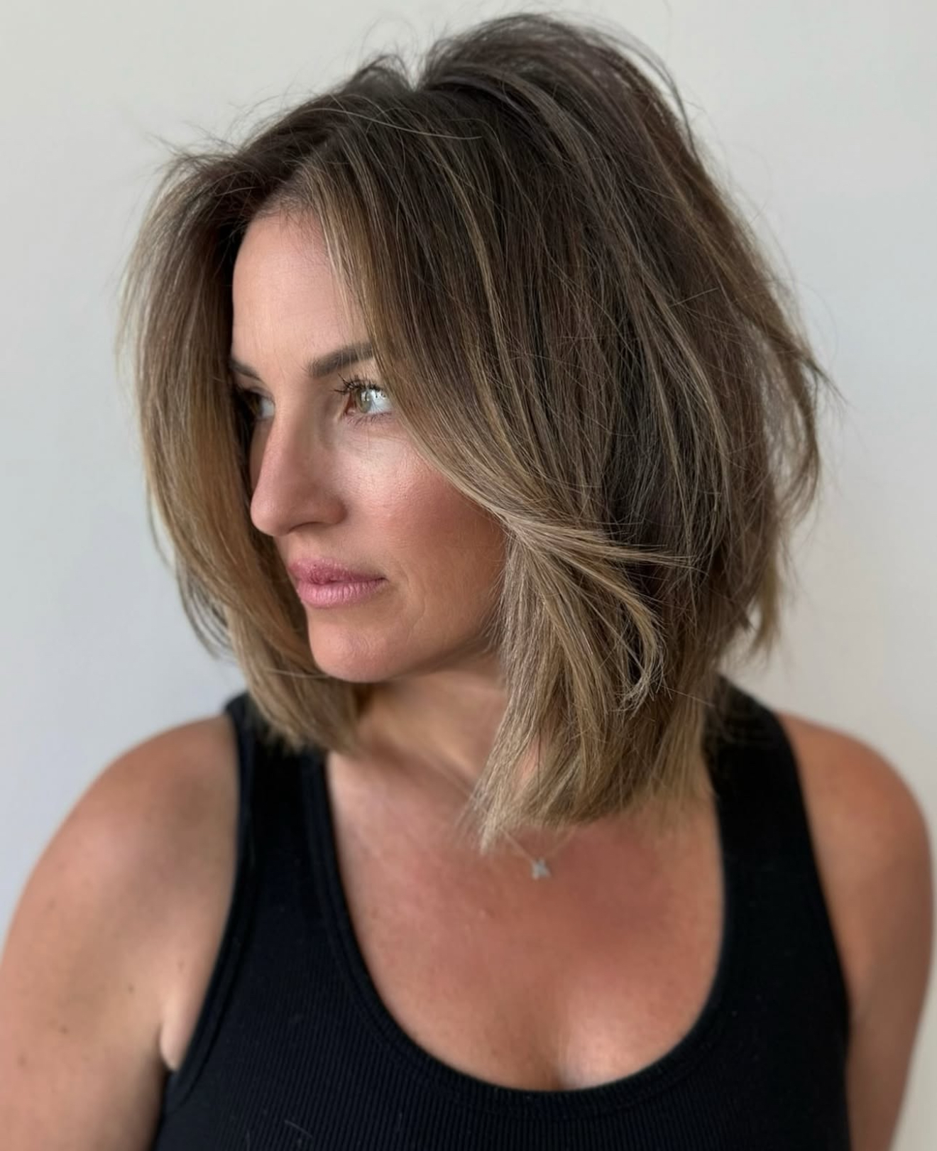 30 Best Hairstyles for Medium Length Hair 2025: Chic, Modern, and ...