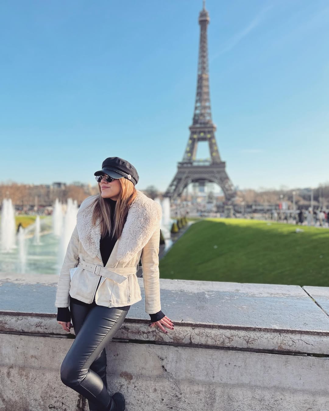 25 Europe Winter Outfits 2025–2026 for Chic Cold Weather Style ...