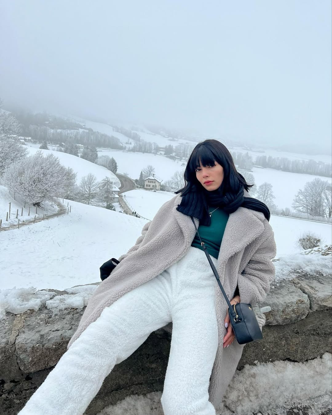 25 Europe Winter Outfits 2025–2026 for Chic Cold Weather Style ...