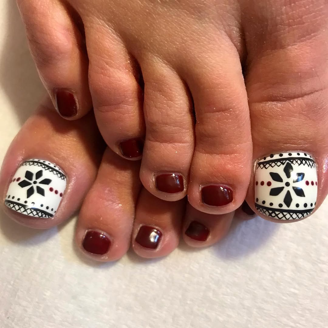 24 Christmas Toenails 2025 Ideas for Festive Holiday Style - divagaze.com