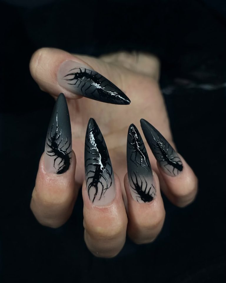 28 Gothic Nails 2026: Bold Black and Red Design Ideas - divagaze.com