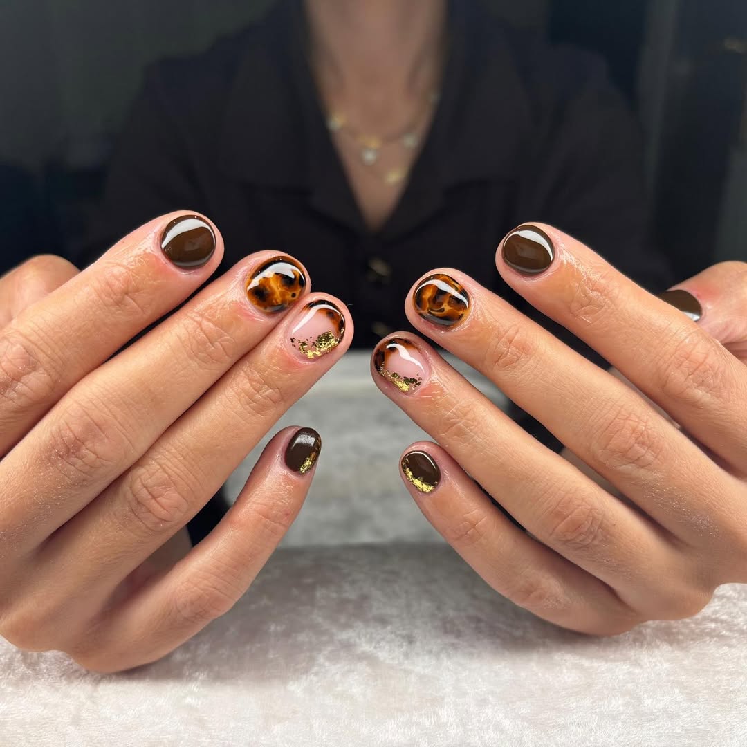25 Tortoise Nails Ideas 2026 – Elegant and Modern Designs - divagaze.com