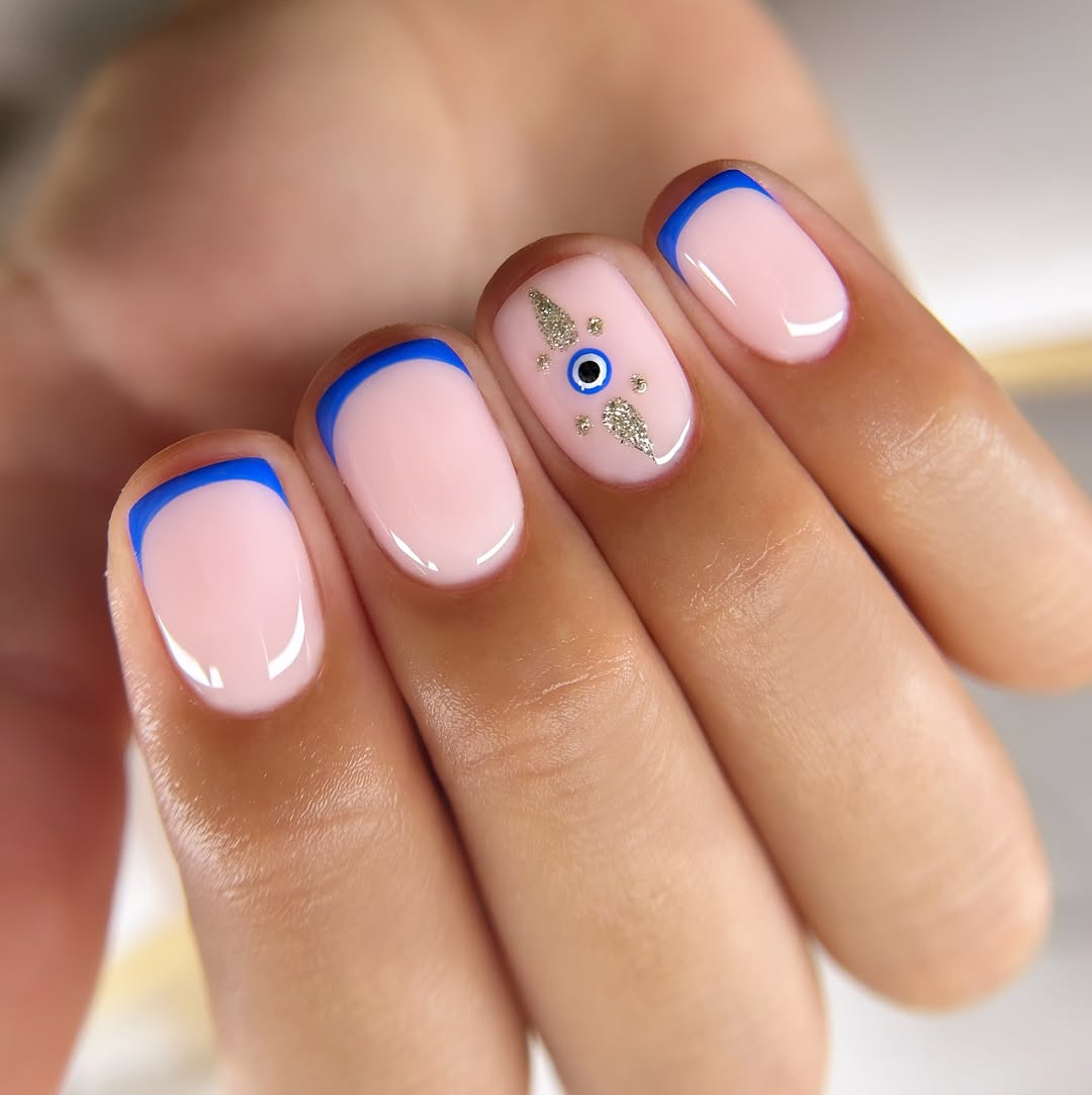 29 Blue French Tip Nails 2026 – Trendy and Modern Nail Ideas - divagaze.com