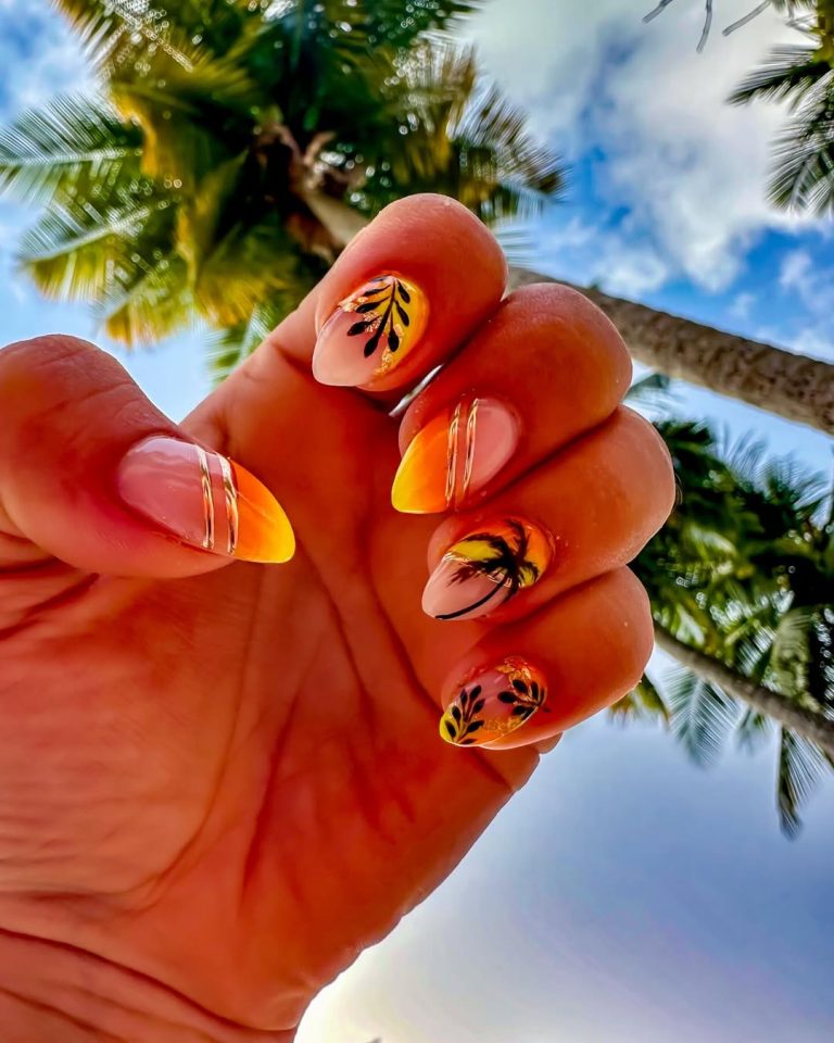30 Tropical Nails 2026 Ideas for Summer Style - divagaze.com