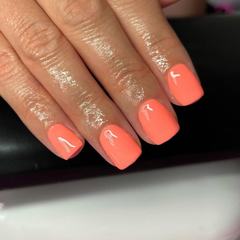24 Coral Nails Ideas 2026 – Trendy Summer Colors and Designs - divagaze.com