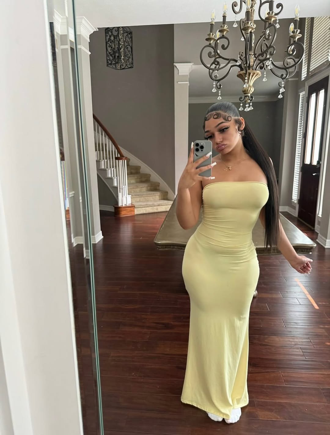 25 Baddie Outfits Ideas 2026 for Confident Stylish Women - divagaze.com