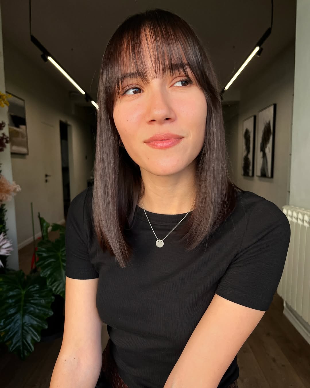 Hairstyles with Bangs 2026: 26 Flattering Ideas for Women - divagaze.com