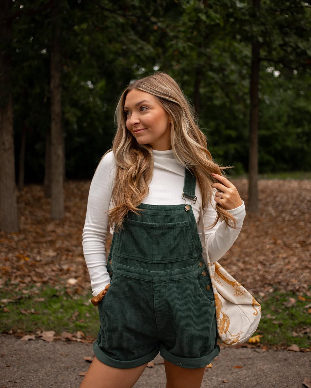 27 Overalls Outfit Ideas 2026: Fresh, Stylish Looks You’ll Want to Wear ...