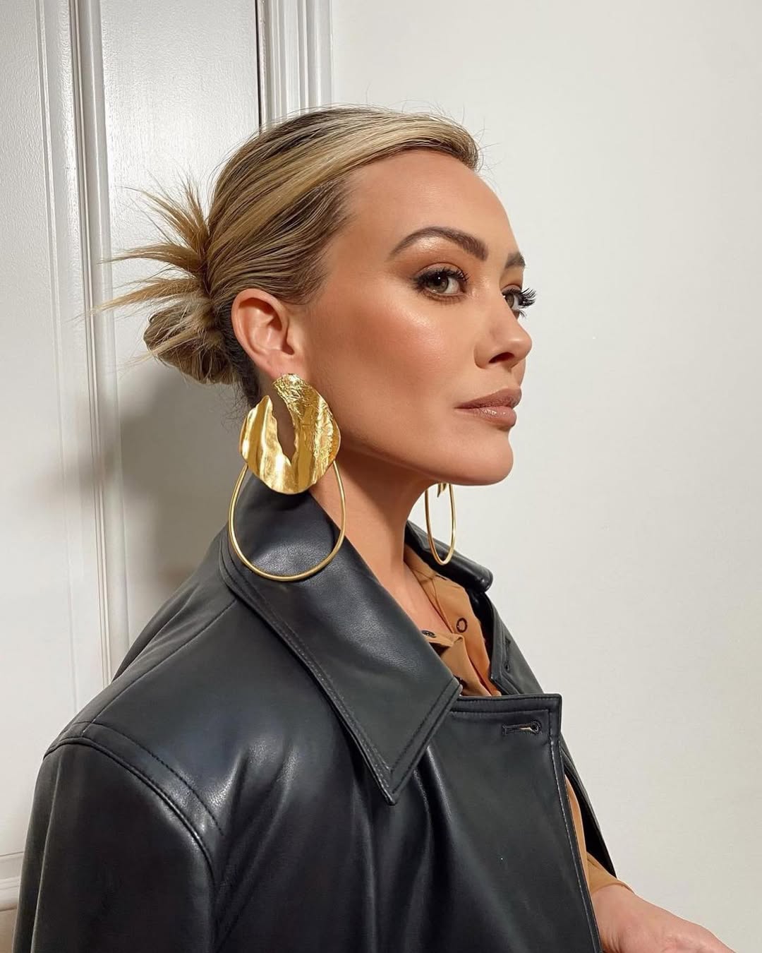 27 Easy Hairstyles for Greasy Hair 2026 That Look Clean, Sleek, and ...