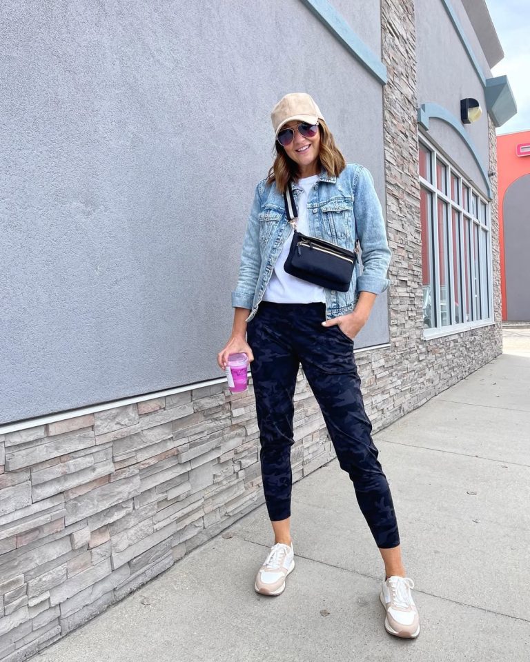 28 Denim Jacket Outfit Ideas 2026: Fresh, Stylish Ways To Wear Denim ...