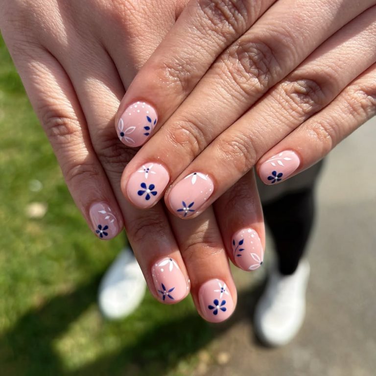 25 Trendy Short Spring Nail Designs for 2025 That Are Fresh, Stylish ...