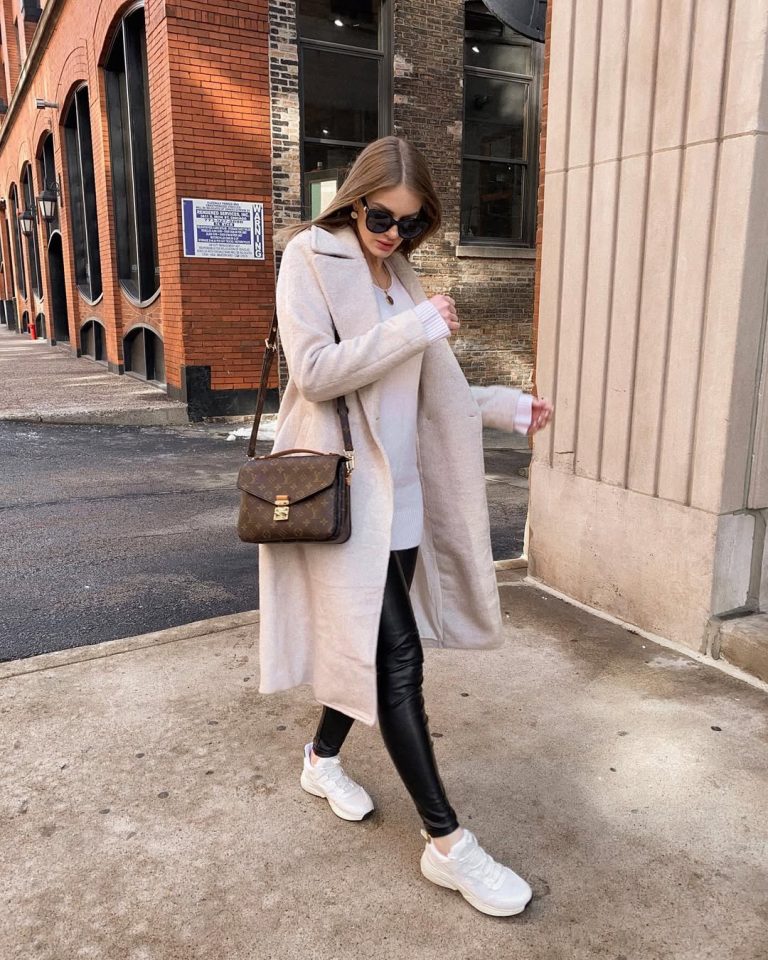 26 Chicago Spring Outfits 2026 for Cold Weather Layers, April to May ...