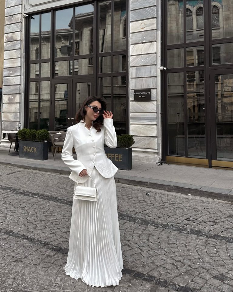 25 Classy Spring Outfits 2026 That Define Chic, Elegant, and Modern ...