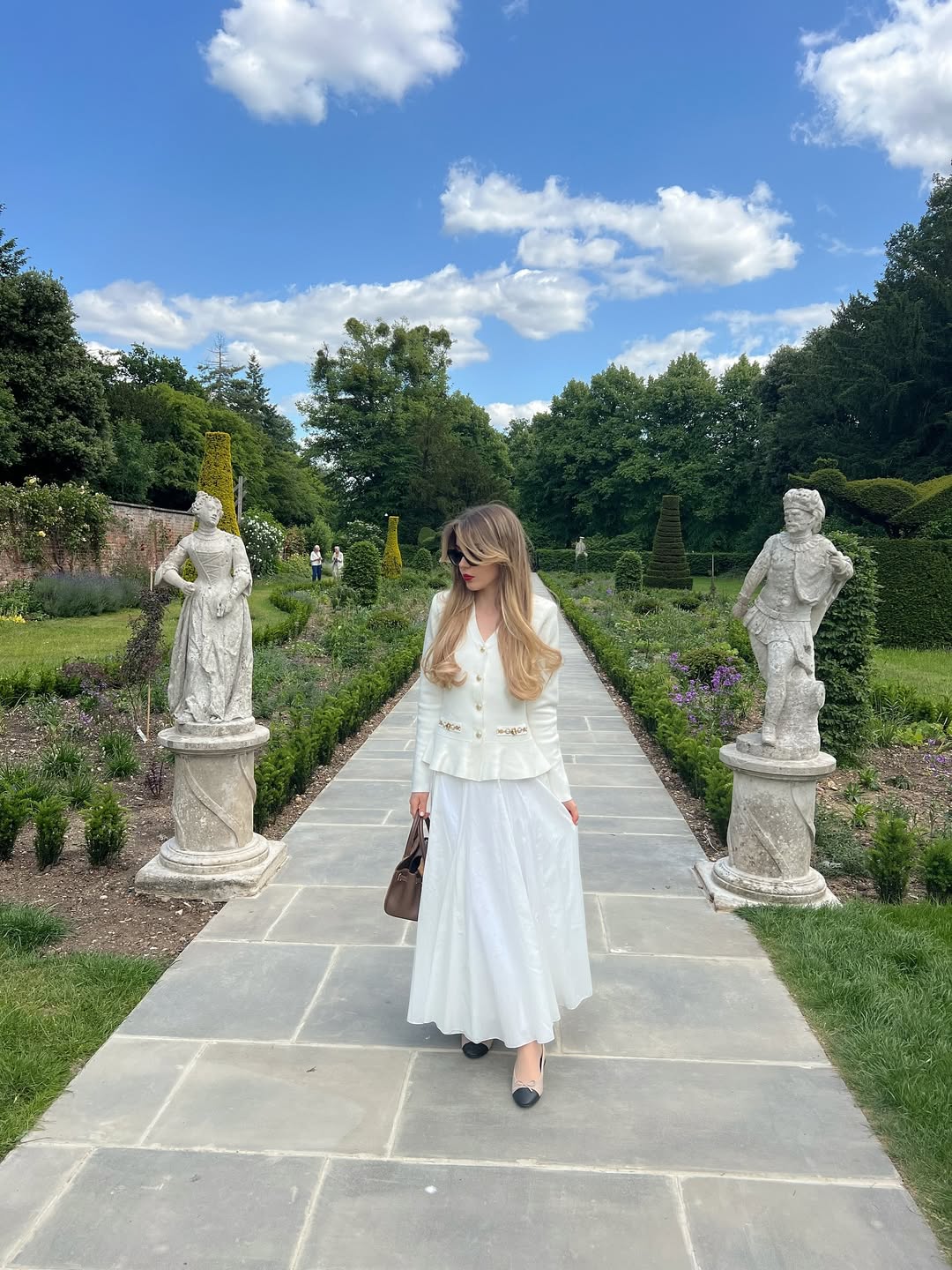 25 Classy Spring Outfits 2026 That Define Chic, Elegant, and Modern ...