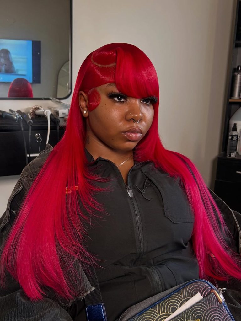 Straight Hairstyles 2026 – 30 Sleek & Modern Ideas - divagaze.com