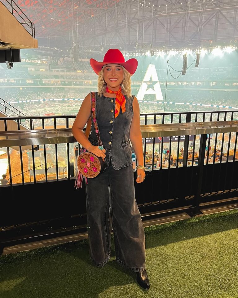 26 Rodeo Outfits 2026 That Will Make You Look Like a Stylish Cowgirl at ...
