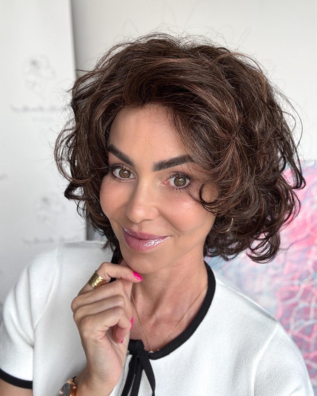 28 Shoulder Length Hairstyles You Need to See for 2026 - divagaze.com
