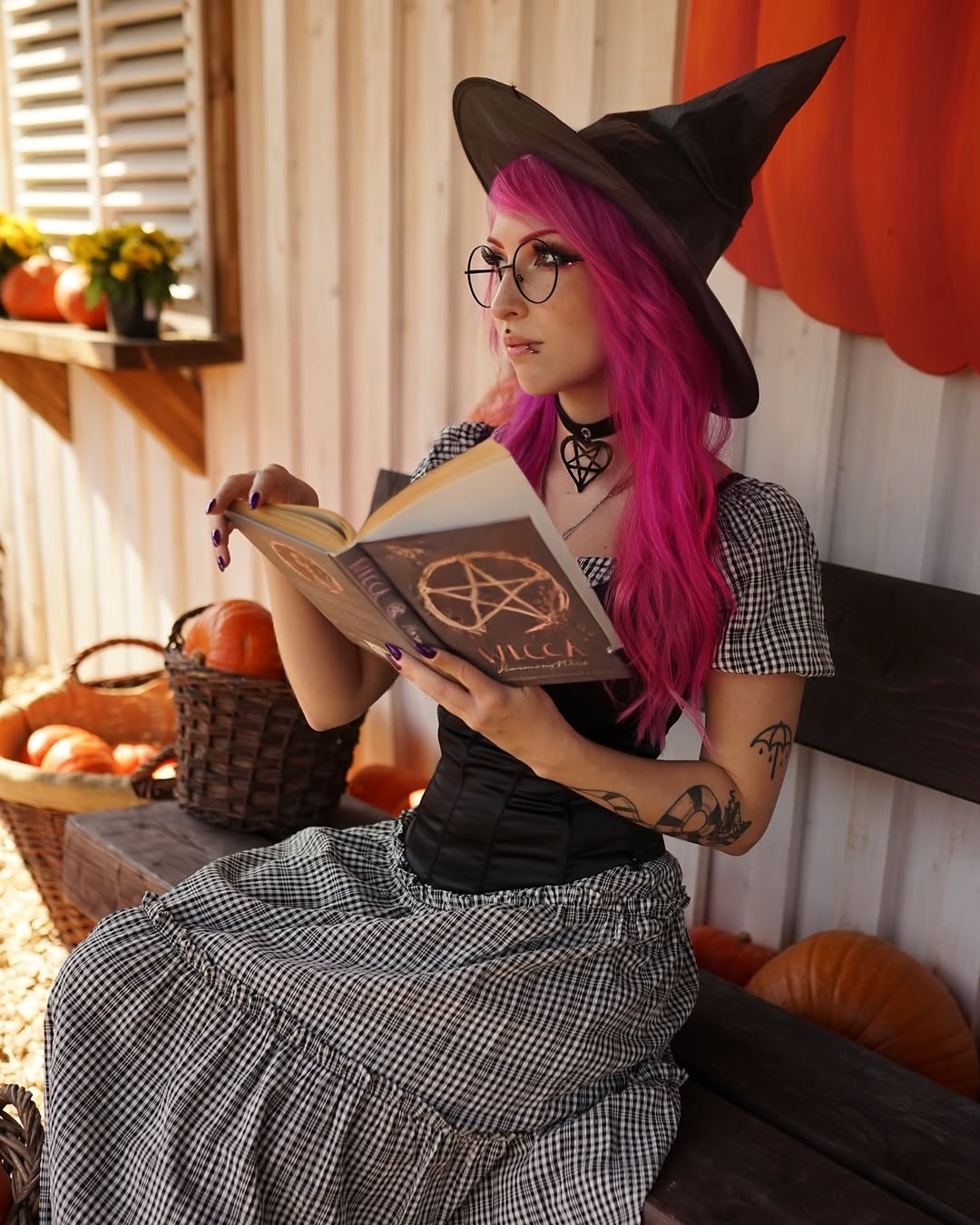 30 Witchy Outfit Ideas for 2026 - divagaze.com